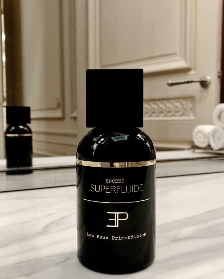 Encens Superfluide und Oud Superfluide von Les Eaux Primordiales